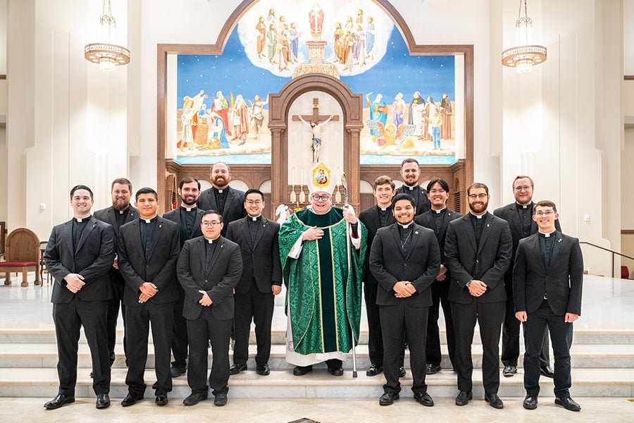 Minimum of spectacle, maximum of faith – 14 seminarians receive Rite of ...